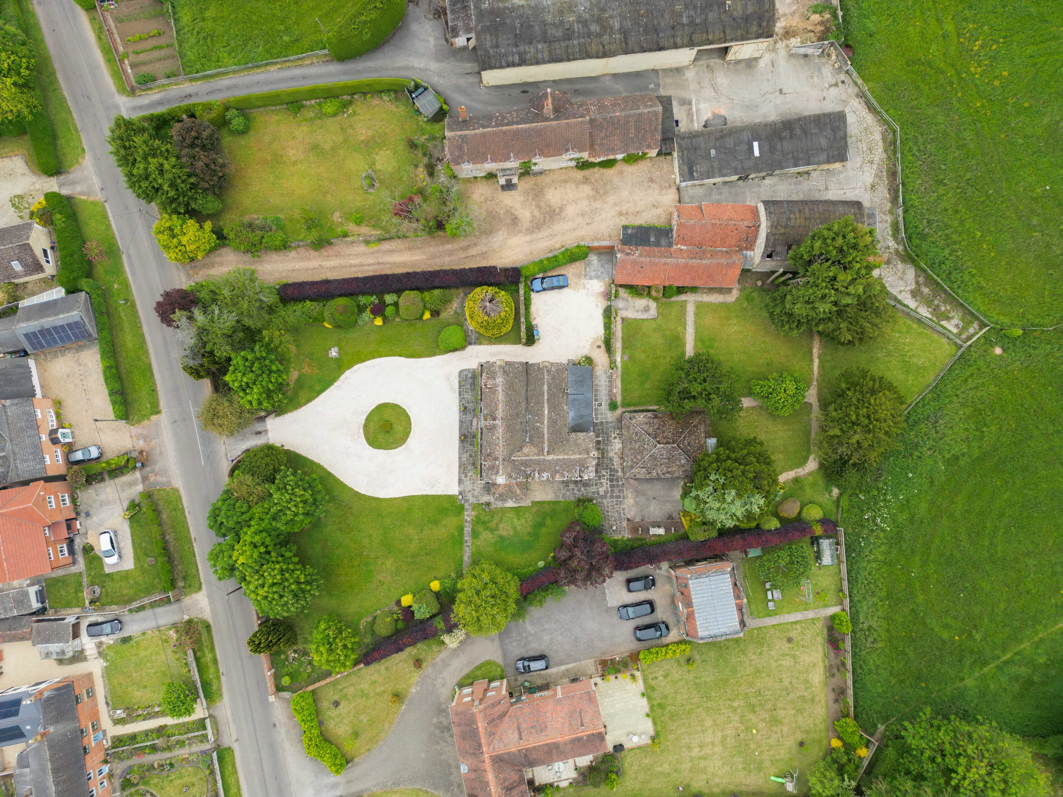 The Chestnuts, Upper Seagry - Country House